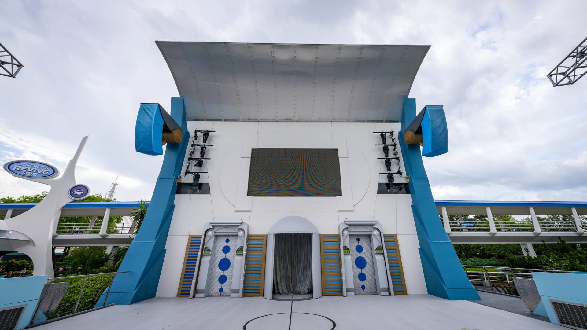 Repainting of Galactic Gateway Tomorrowland Stage Nearly Complete at ...