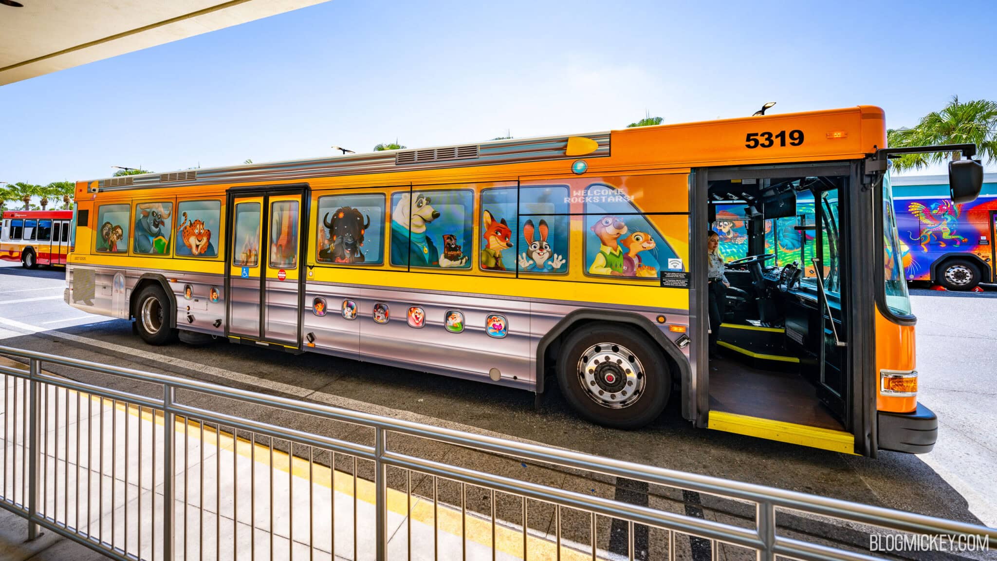 Zootopia-Themed Bus Wrap at Walt Disney World Might Be The Best Yet