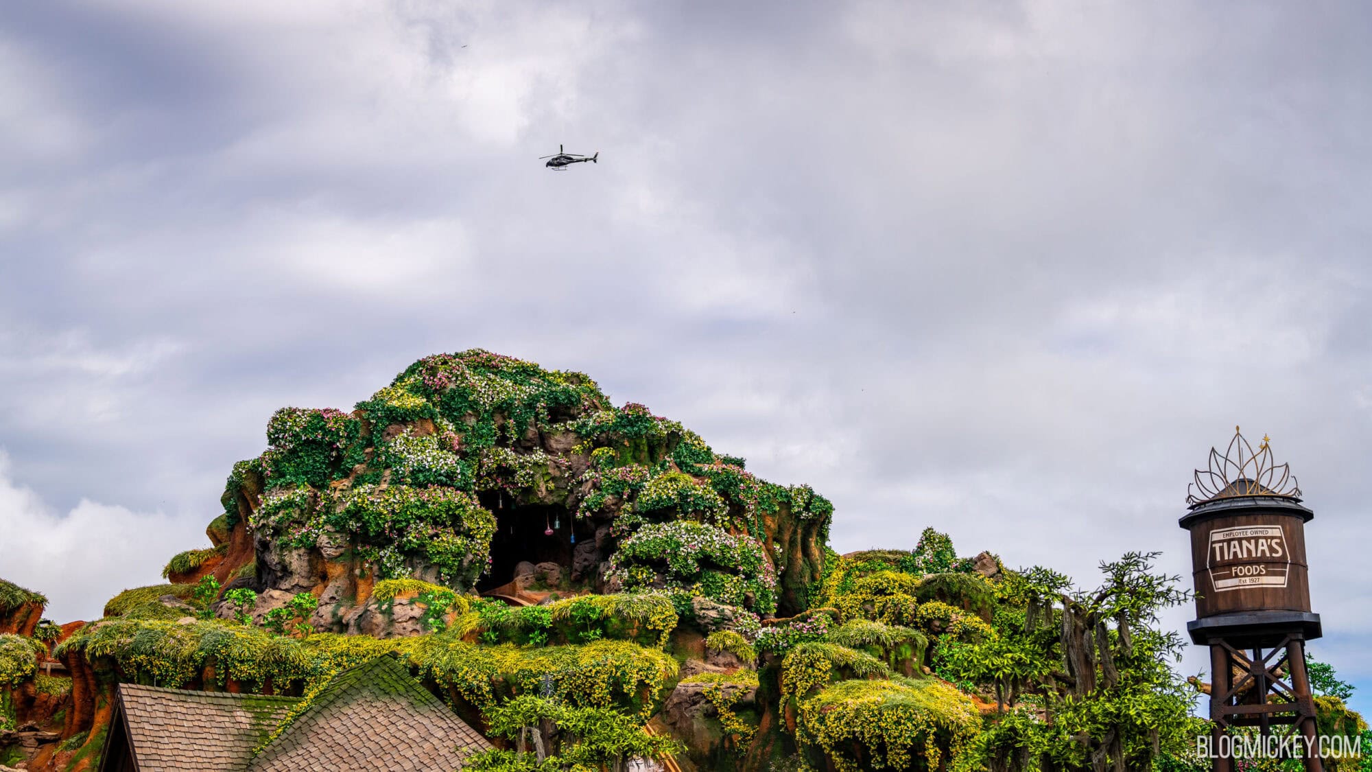 Disney Undertakes Aerial Photography of Magic Kingdom