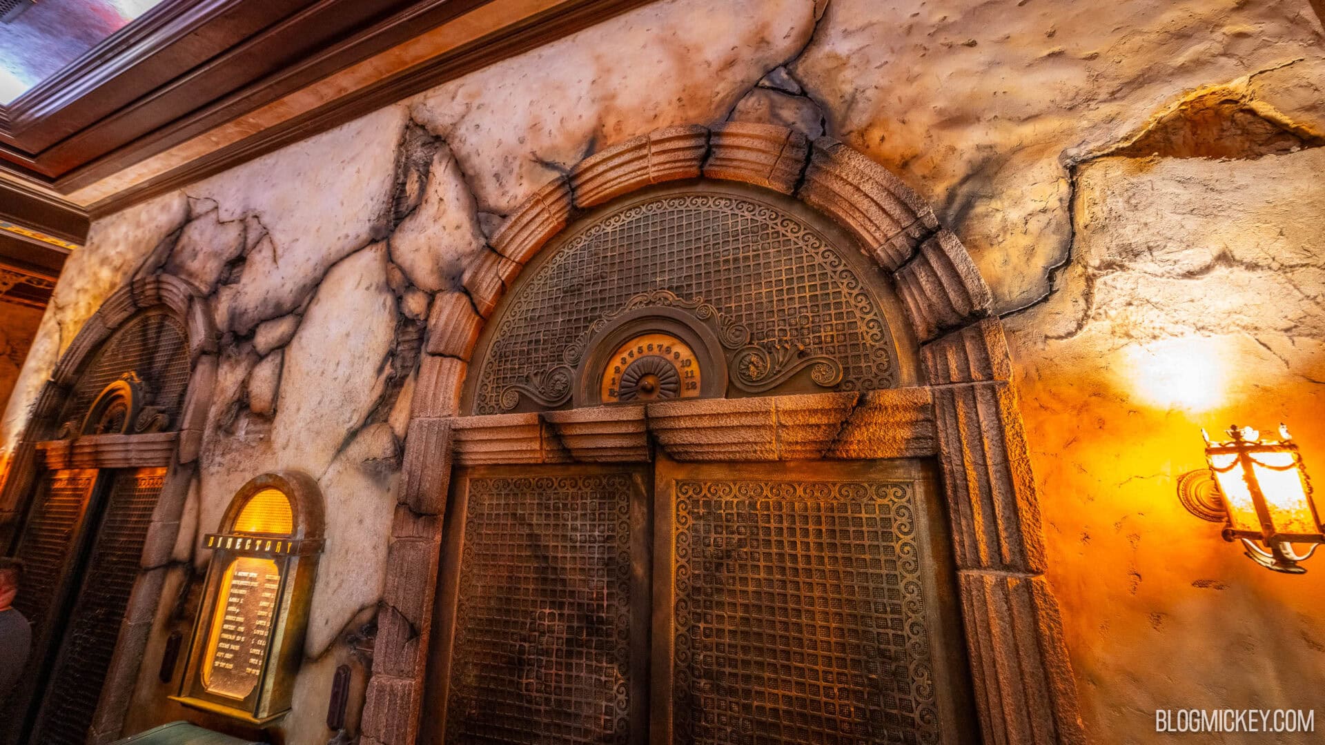 Lightning Scorch Marks & Mood Lighting Restored for Tower of Terror's ...